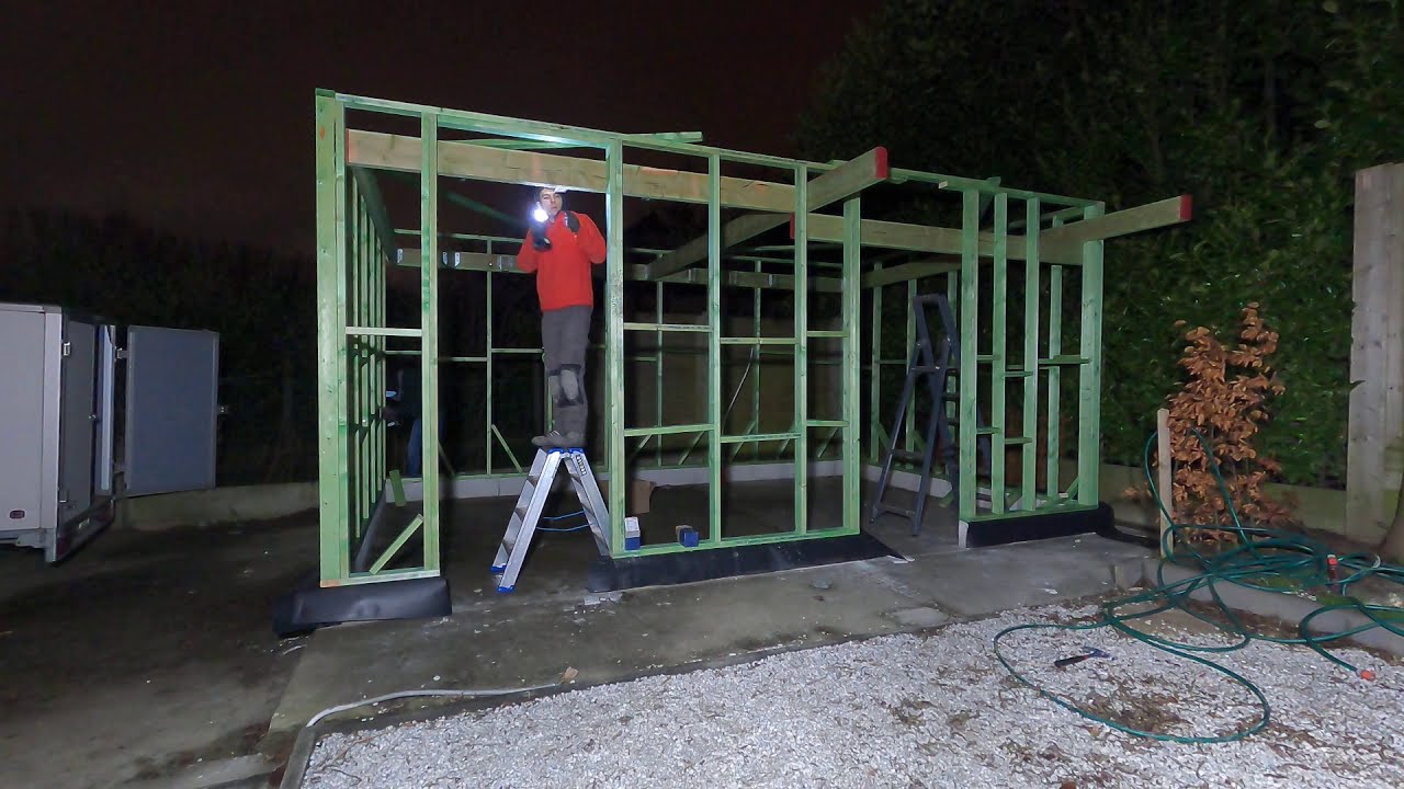 Atelier bouwen #4: dakconstructie maken timelapse - YouTube