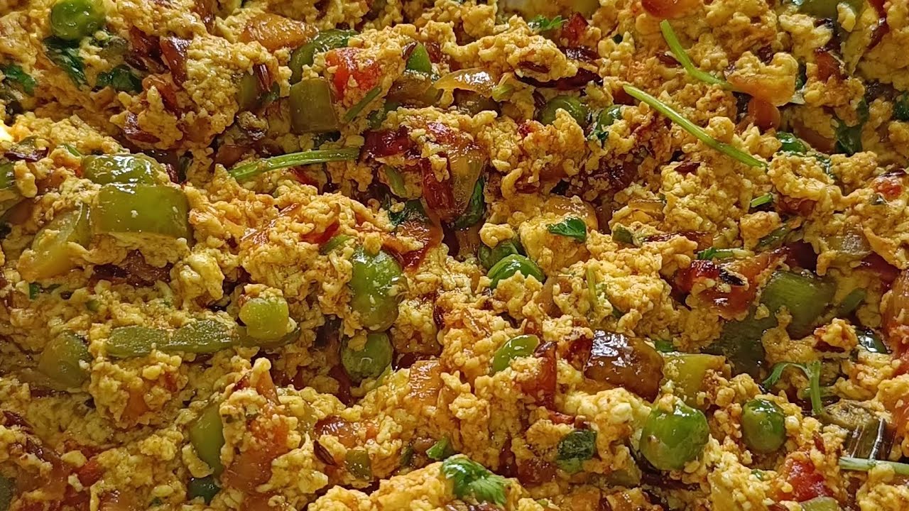 Restaurant style Paneer Bhurji recipe|| Scrambled Paneer|| पनीर भुर्जी ...