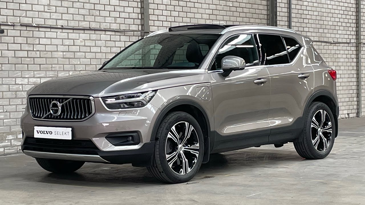 Volvo XC40 T5 262PK Recharge Inscription | Pebble Grey Metallic - YouTube