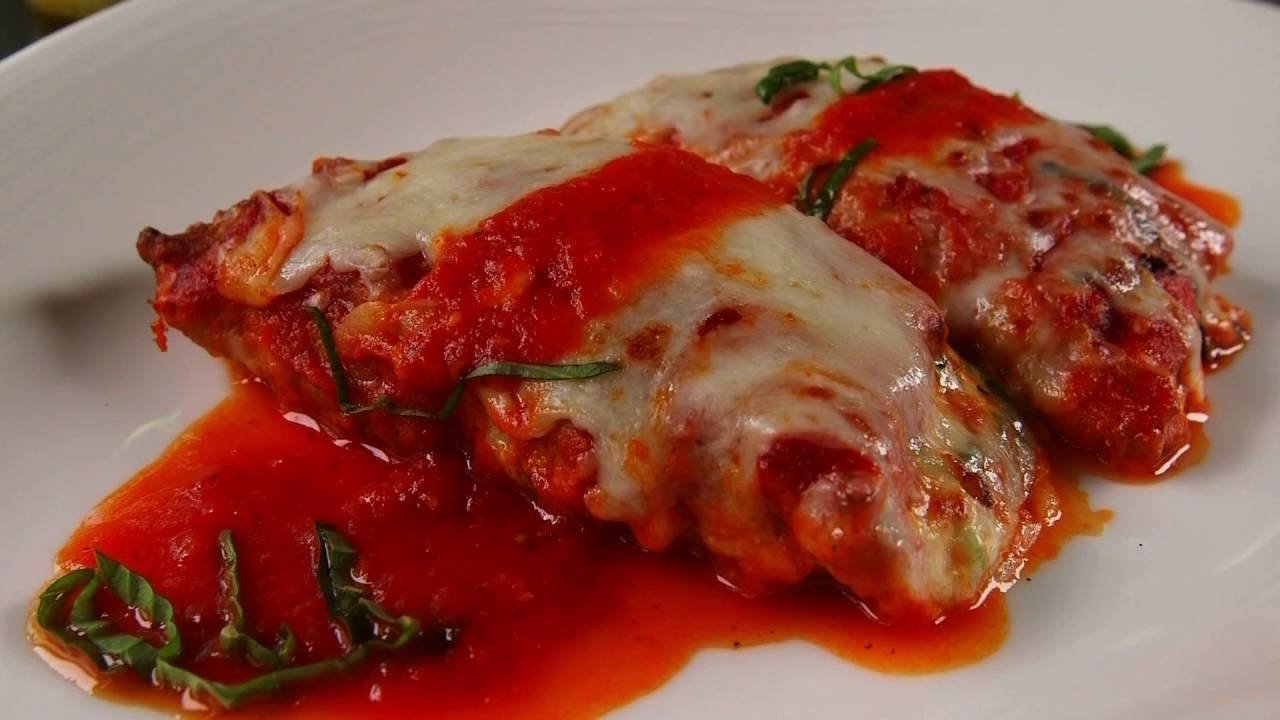 Strega in Boston's North End (Phantom Gourmet) - YouTube