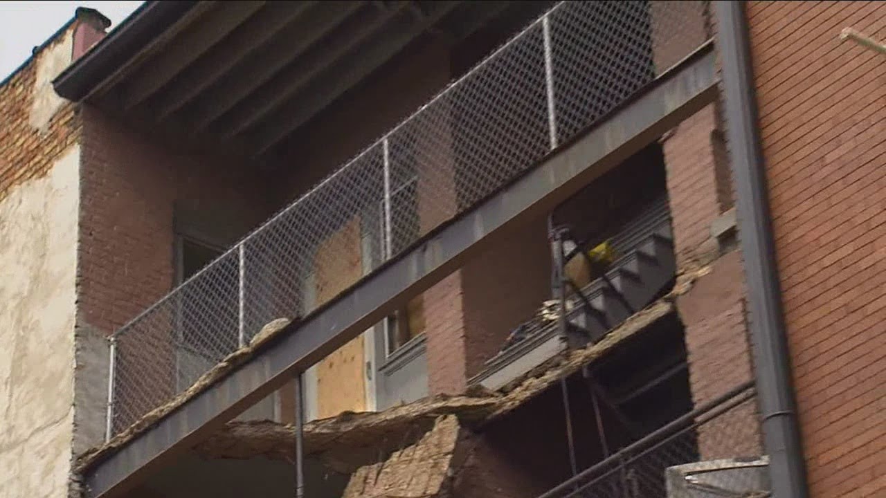 Residents express shock, anger after apartment balconies collapse - YouTube