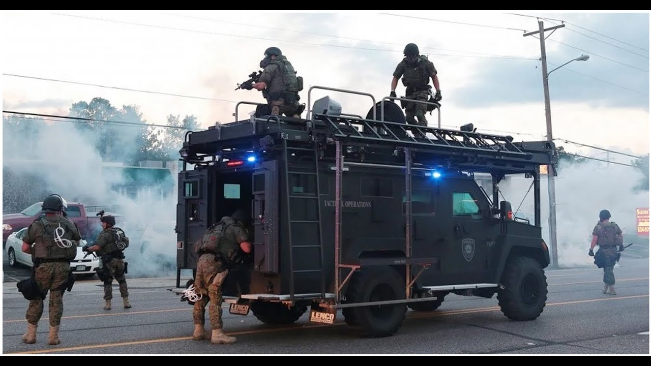Ferguson Missouri Riots | CopBlock Radio - YouTube