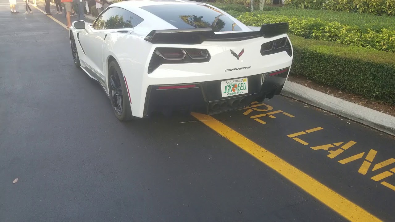 C7 Corvette Muffler Delete Loud Take-off! - YouTube