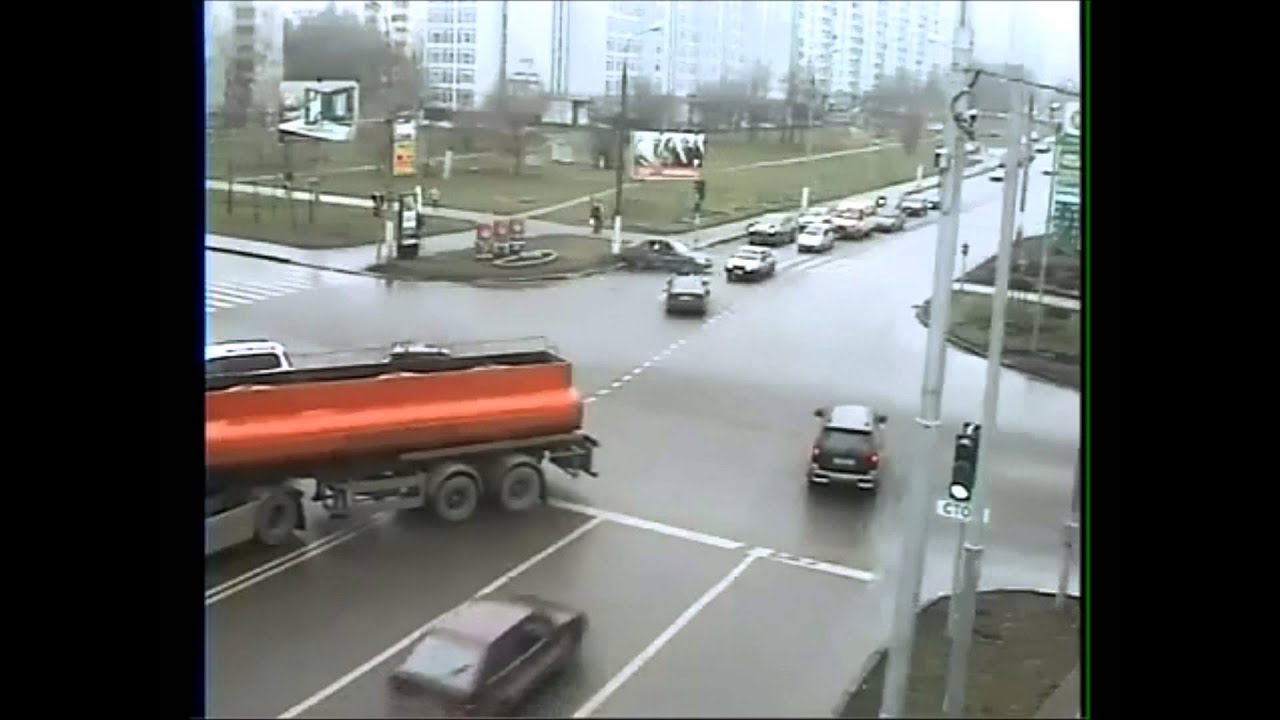 Epic Car Crashes, Unbelievable - YouTube