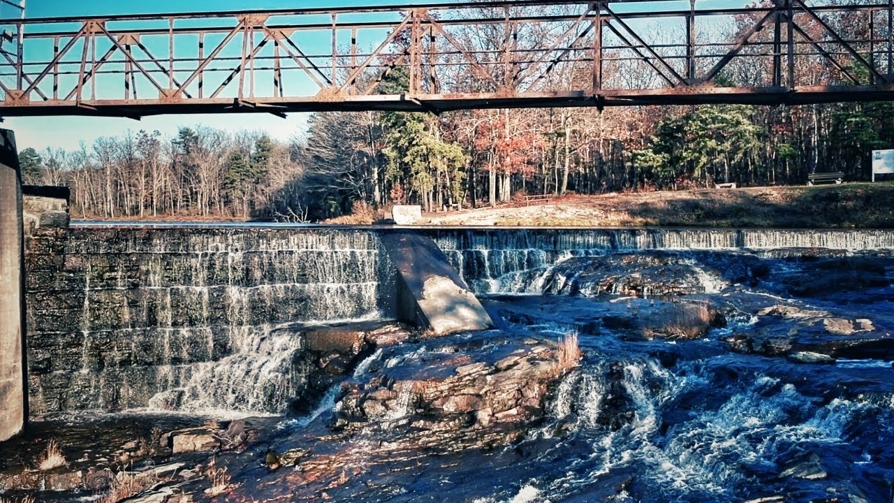 Dam Beautiful - YouTube