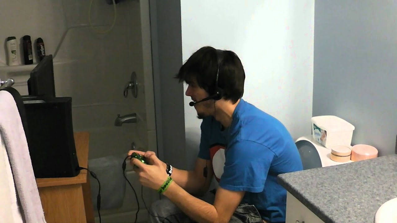 9 Things to do when taking a poop - YouTube