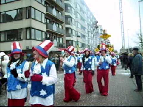 Carnaval Heist 2010 zondagstoet (KPJ Eede) - YouTube