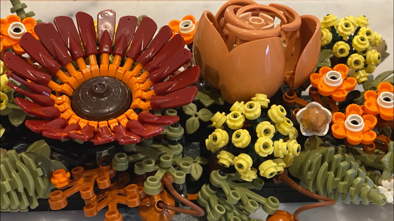 Lego Dried Flower Centrepiece (Botanical Collection) Build Timelapse ...