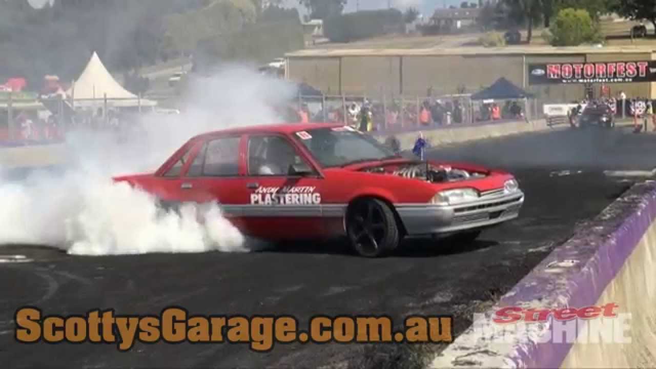 Red VL Commodore at Motorfest - YouTube