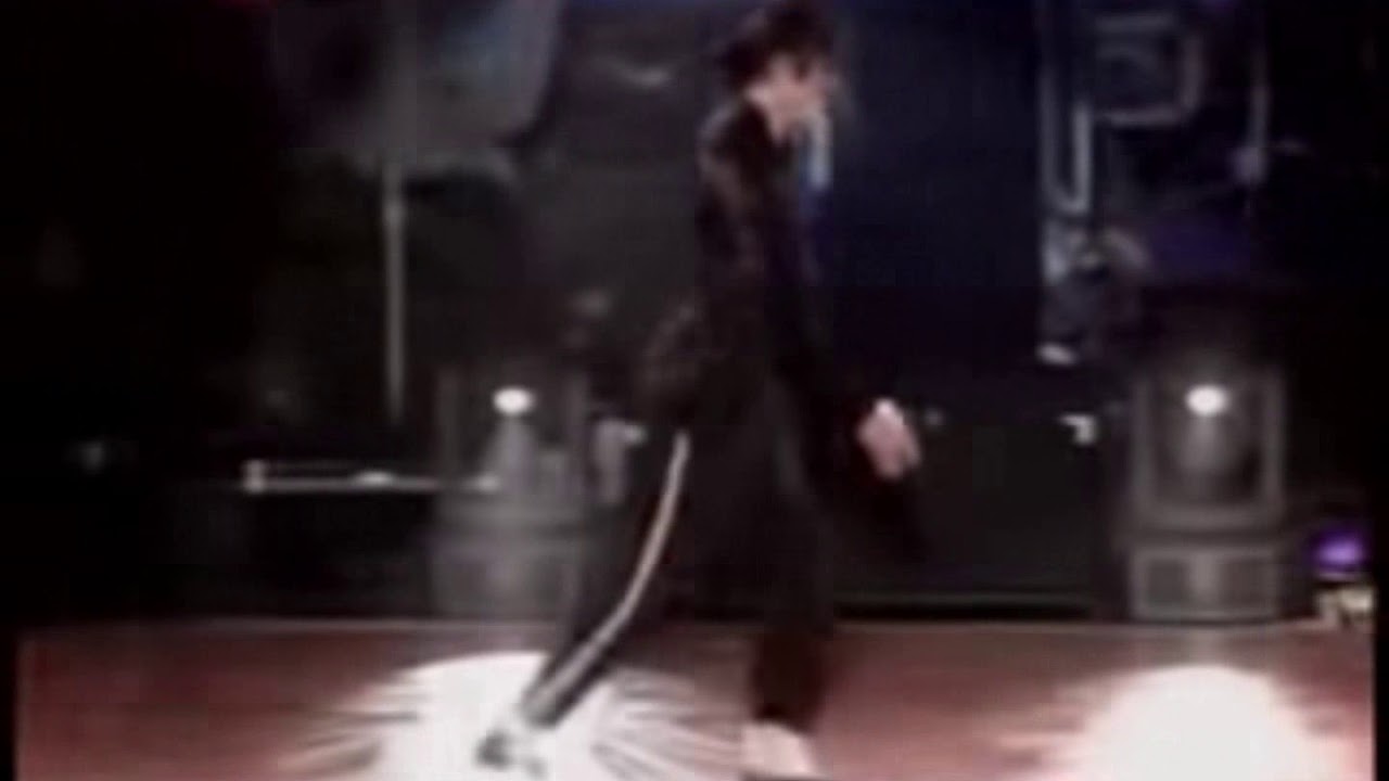 Michael Jackson Moon Walking ReVersed - YouTube
