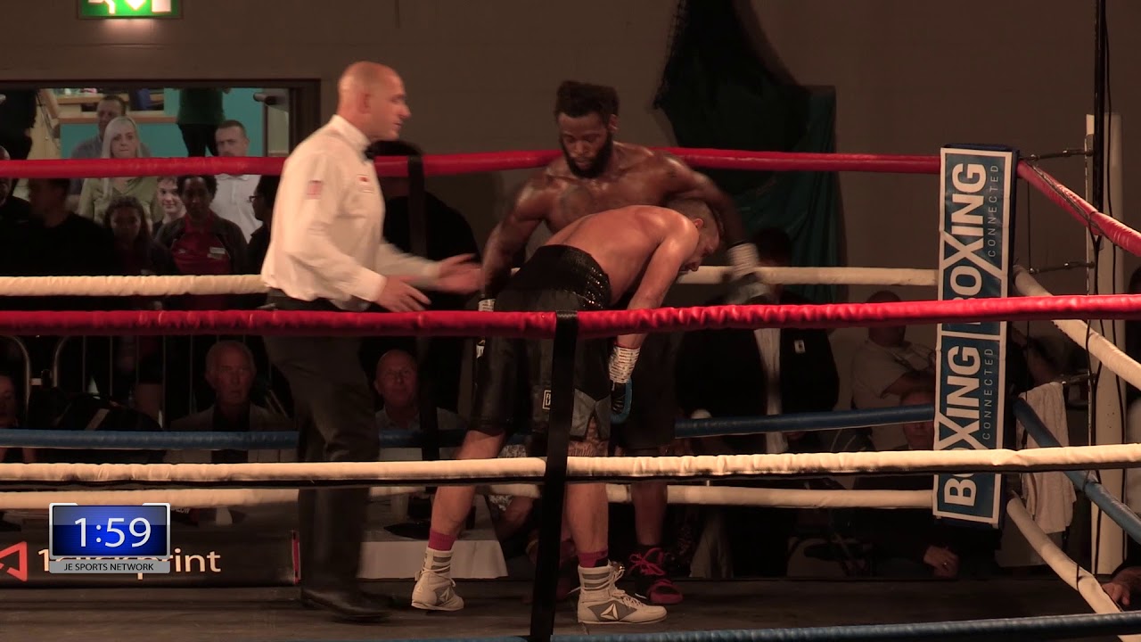 Ryan Amos Vs Chris Jenkinson - YouTube