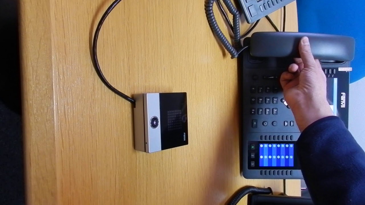 IP Domofon-interkom Fanvil i10 - YouTube