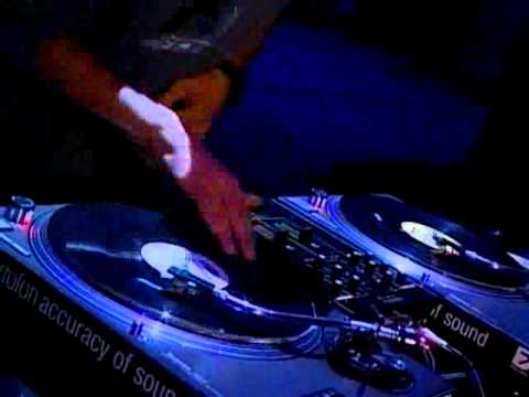 DJ Pone (France) DMC 2000 World DJ Championships - YouTube