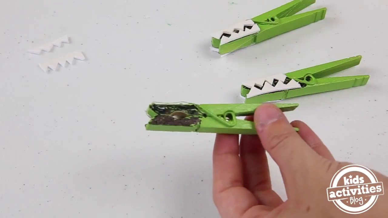 Clothespin Craft for Kids Make a Chomping Alligator - YouTube