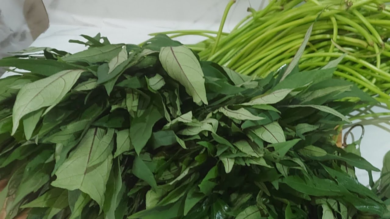 MBOGA YA KULIA UGALI TEMBELE LA UTUMBO # TANZANIAN YOUTUBER - YouTube