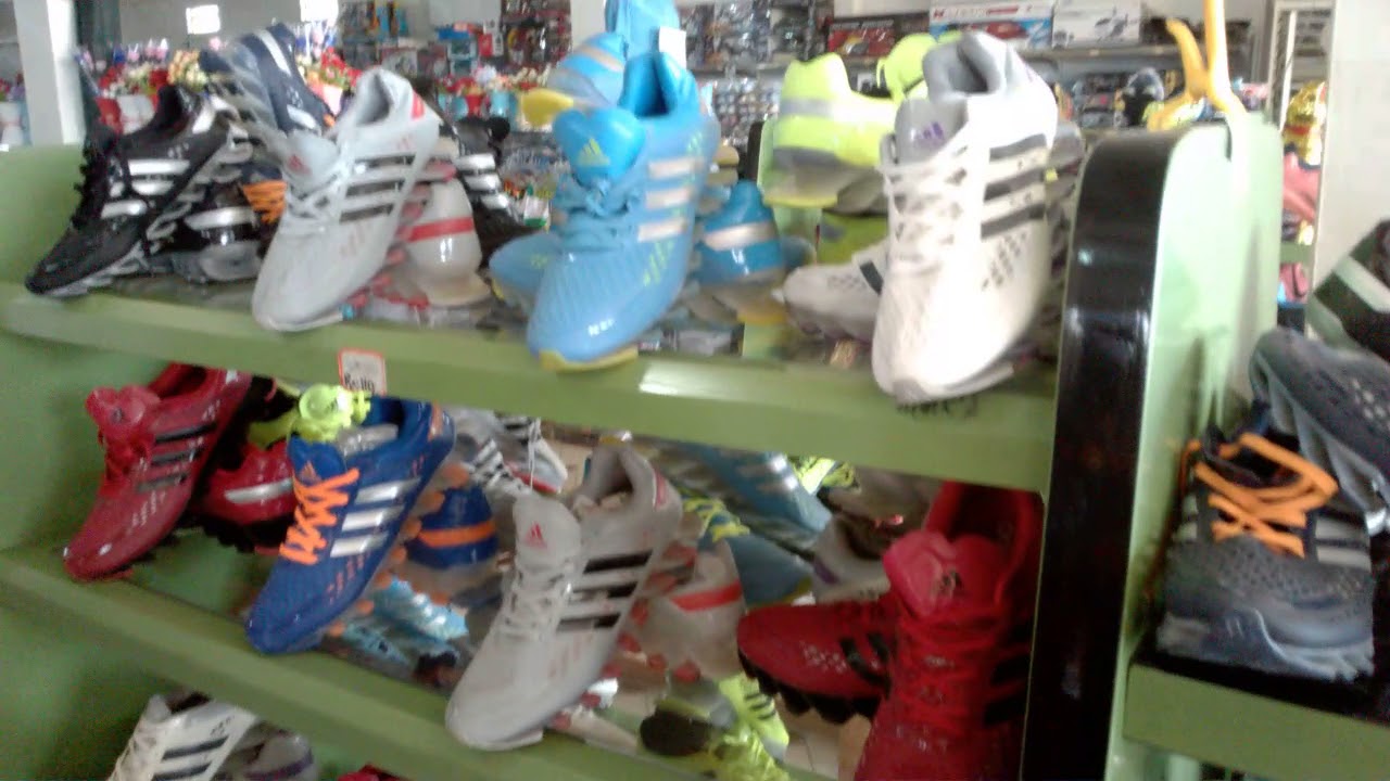 Visitando as lojas de Departamento em Lethem - YouTube