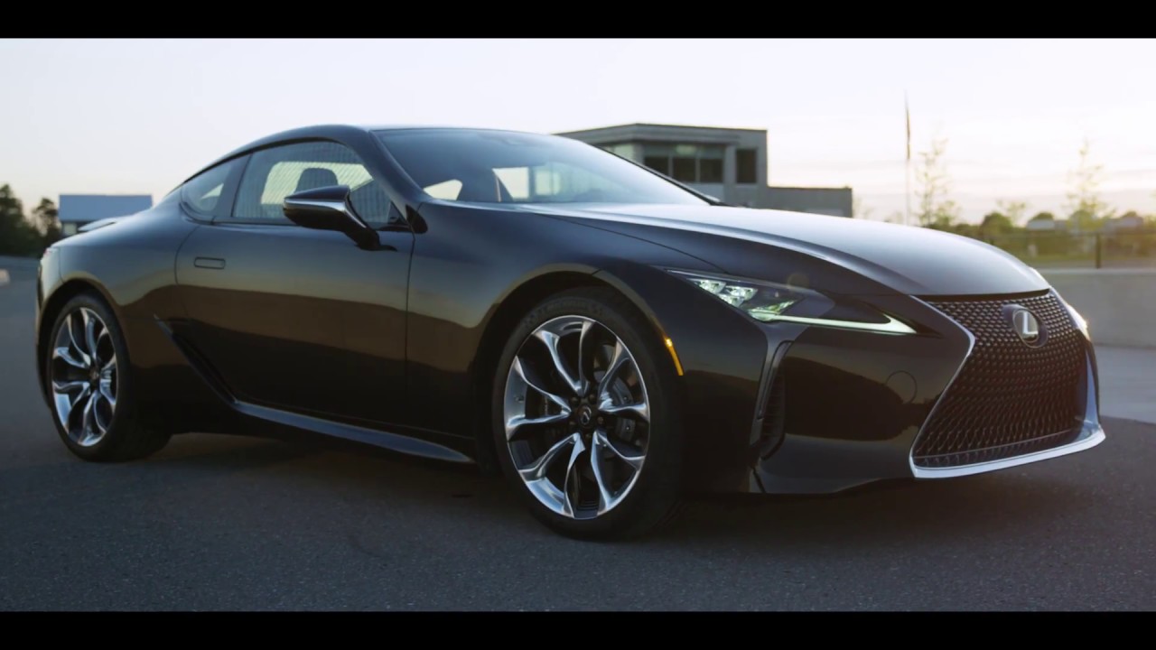 L’Événement sur piste de la Lexus LC - YouTube