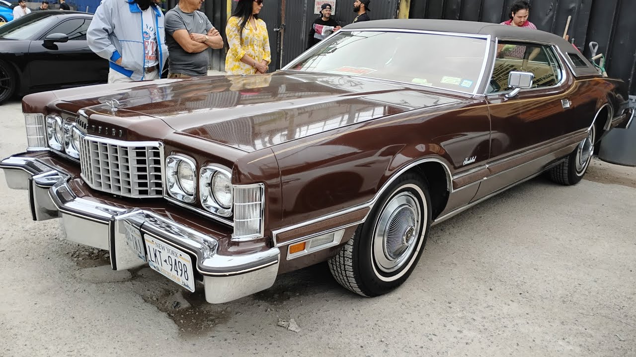 1974 Ford Thunderbird Walkaround - YouTube