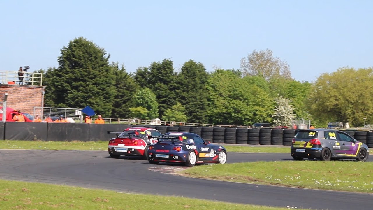 Croft Circuit - ZCars Championship - Race 2 - YouTube