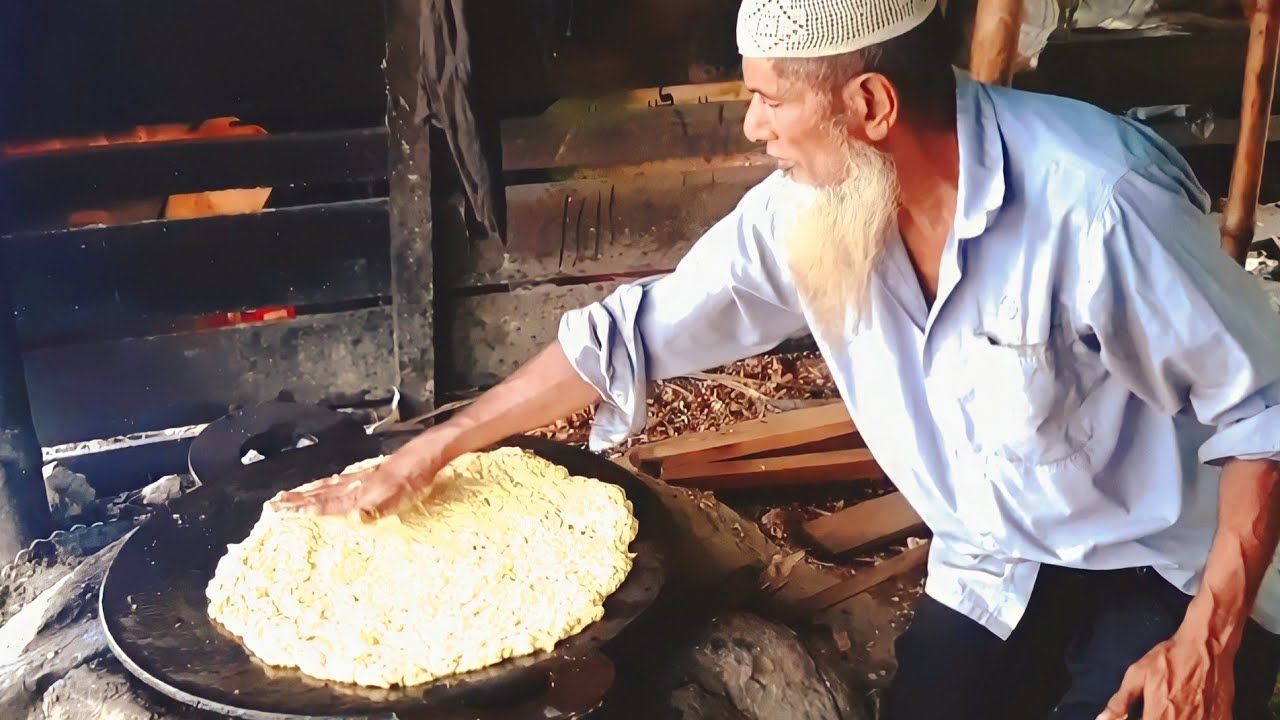 The King Of Traditional Chapri Makers In Tangail | Bangladeshi Street ...