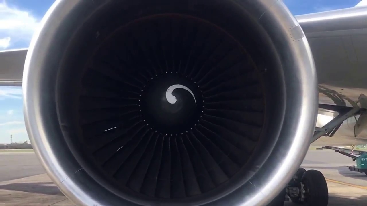 Boeing 767 Engine Windmilling Jet Engine - YouTube