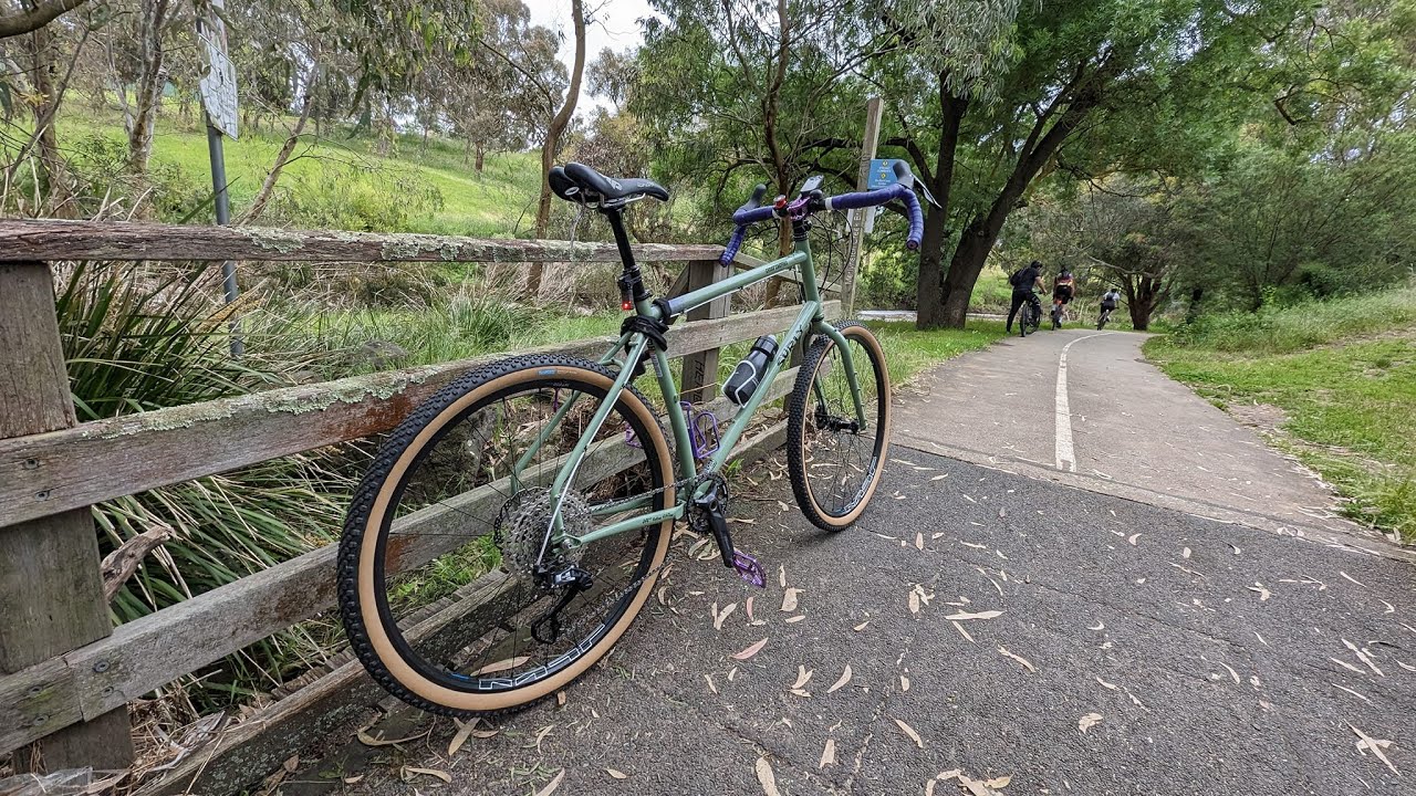 A quick ride of my new custom Surly Ghost Grappler. - YouTube