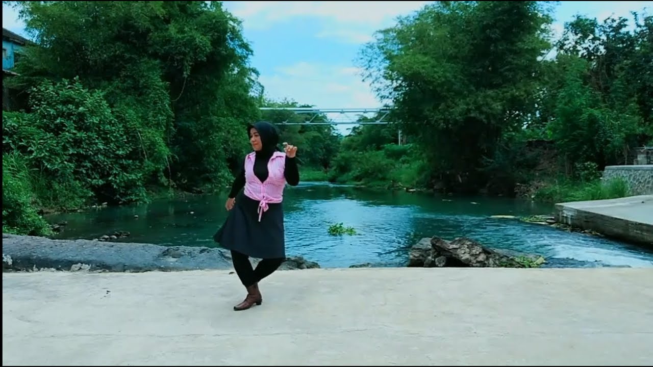 THE RIVER - LINE DANCE choreographed by Bambang Satiyawan - YouTube