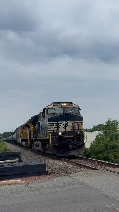 NS 3607 ET44AC leads NS 6K4 on the PRS with a UP SD70ACe trailing at south Plainfield,NJ - YouTube