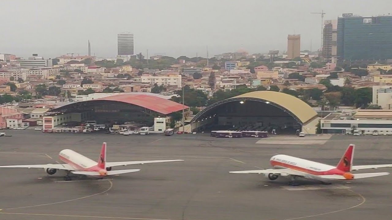 Aeroporto Internacional de Angola | 4 de Fevereiro | Aterragem no ...