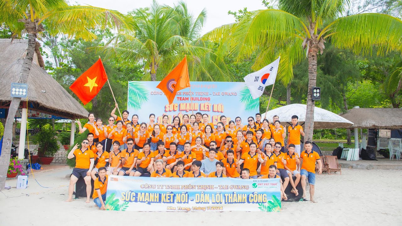 Công ty TNHH Phồn Thịnh-Tae Gwang tổ chức Team + Gala tại Lagi - 14-16 ...