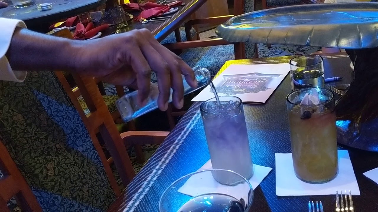 Transformation Potion speciality drink at Storybook Dining at Artist ...