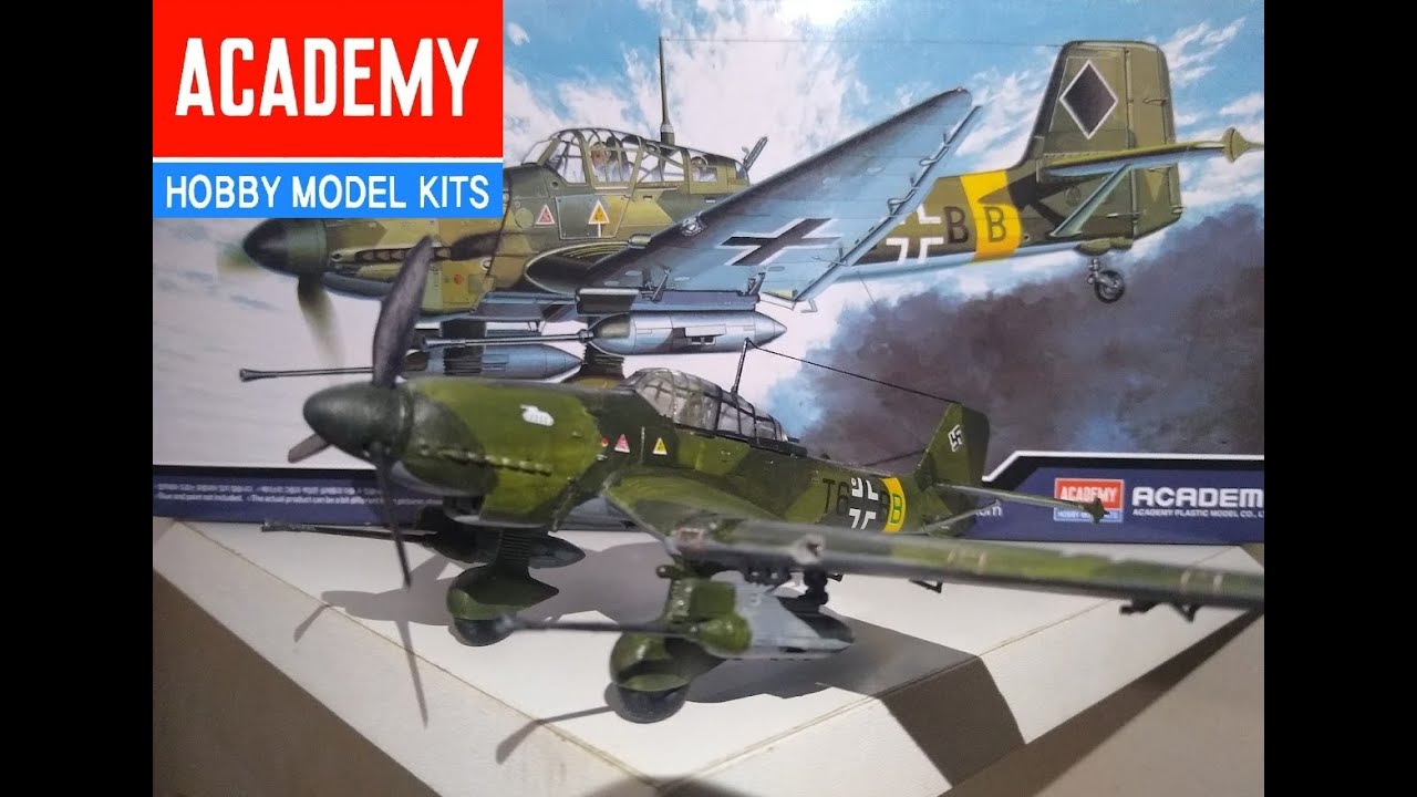 Academy Junkers Ju 87 G-1 Stuka 1/72 - YouTube