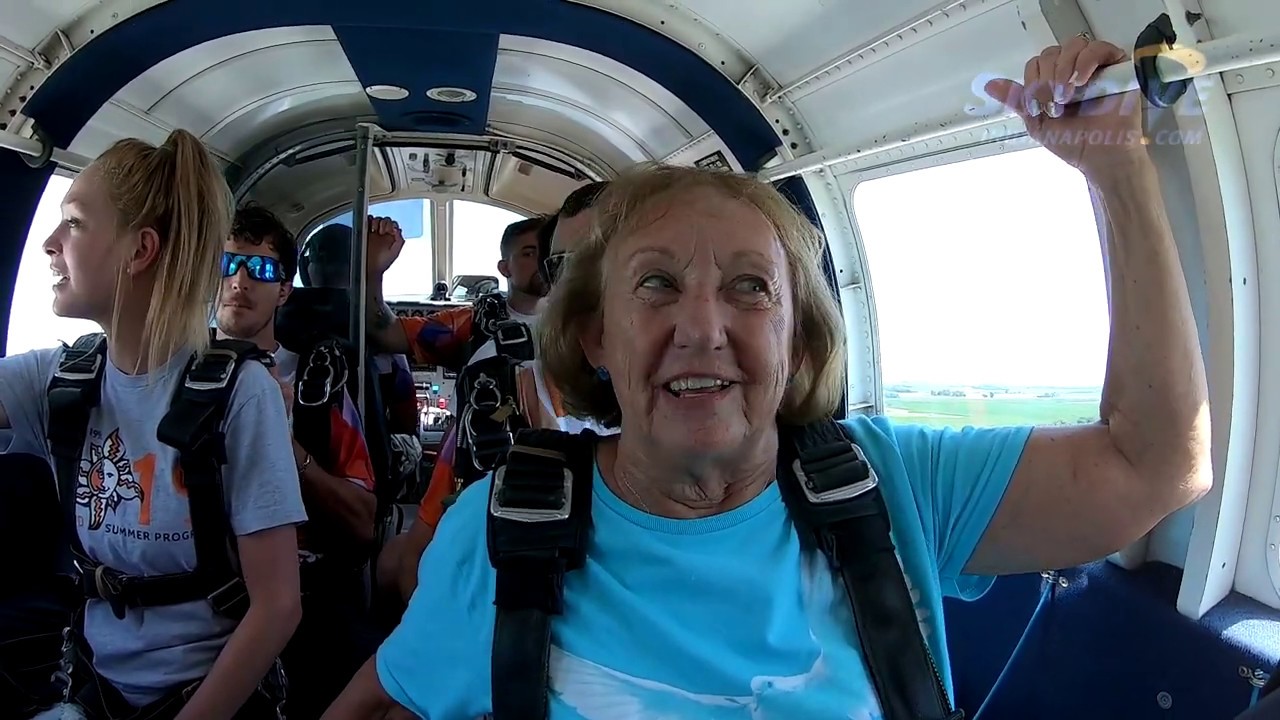Janet Bragg's Tandem Skydive at Skydive Indianapolis! - YouTube