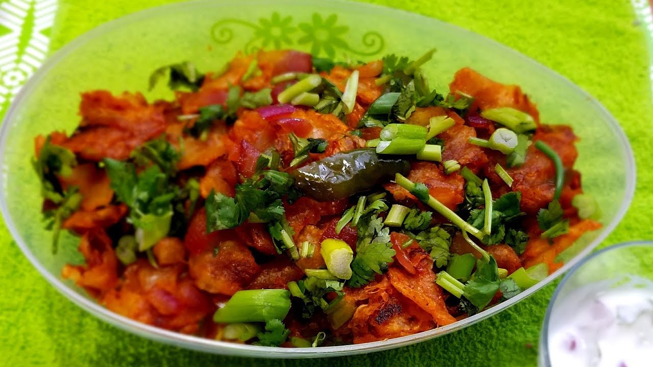 Chilli parotta | Vegetarian chilli parotta Recipe | Spicy parotta - YouTube