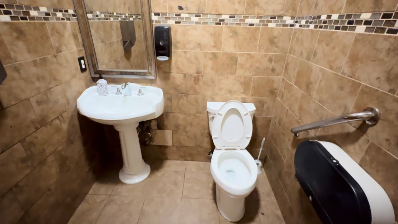 Shell Gas Station Men’s Restroom - YouTube