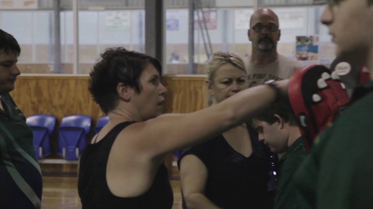 2016 Fitness Australia Student Award Winner – Sharni Dowling - YouTube