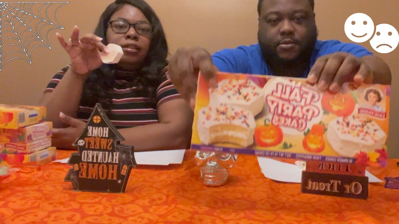 Halloween Little Debbie Snacks Review| VLOGTOBER #halloween #review ...