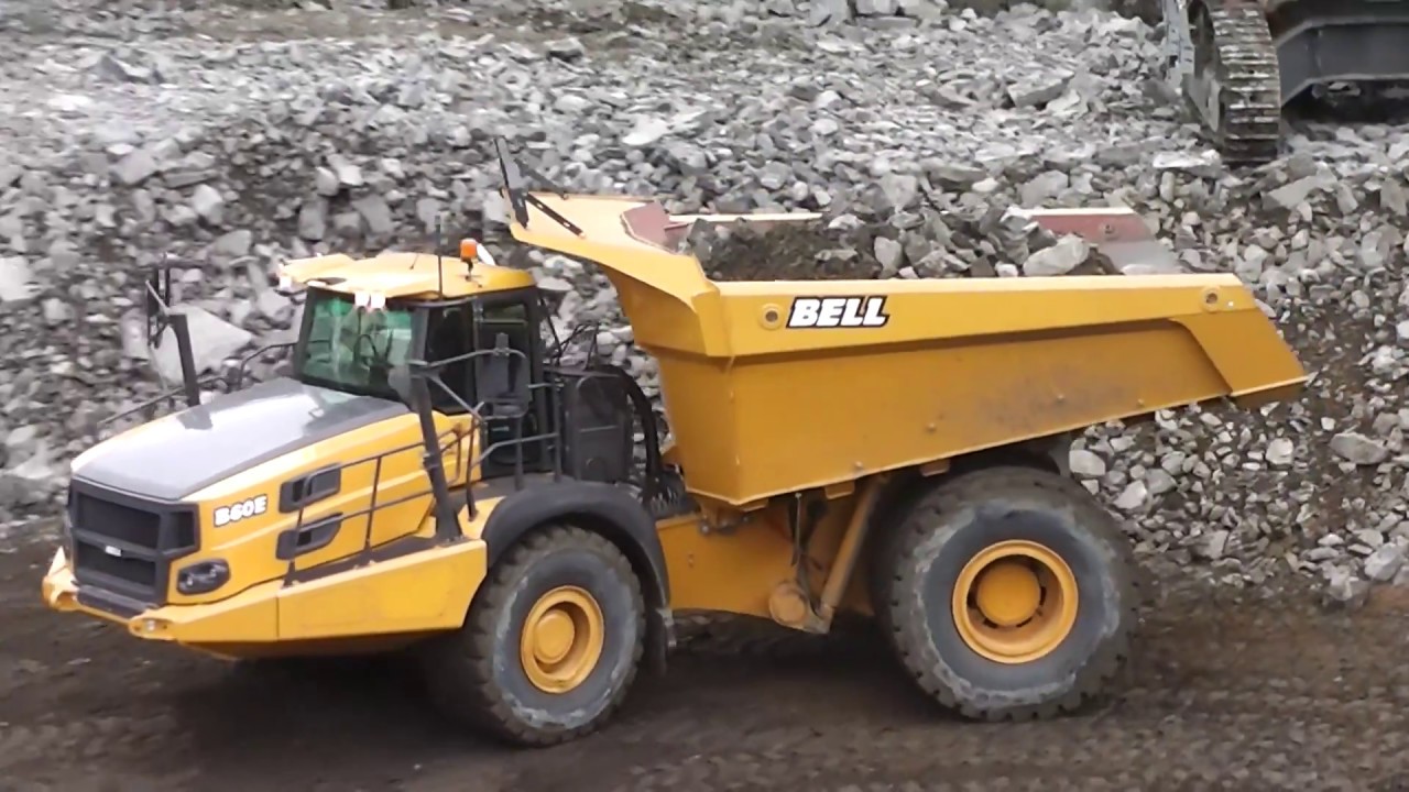Bell B60E 4x4 Dumper Demonstration with unload - YouTube