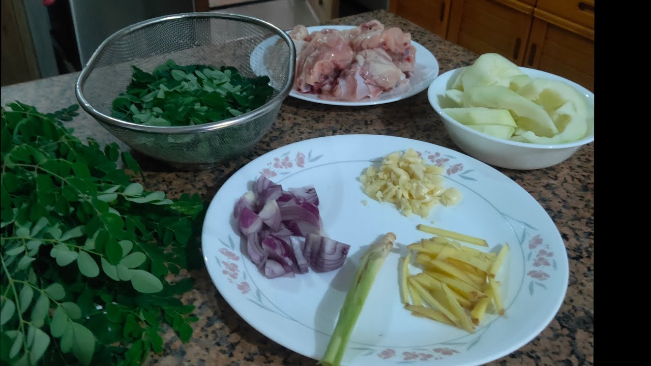 How to prepare and cook tinolang manok with malunggay and lemon grass ...
