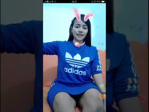 Viral tante wiwin goyang tipis2 hot live bigo