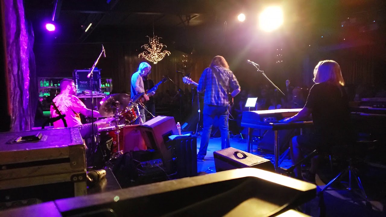 Phil Lesh, Jay Lane, Stu Allen, Jeff Chimenti - YouTube