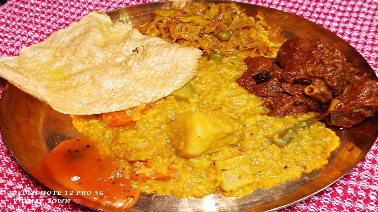 Gobindobhog Chaler Masala Khichuri / Gobindobhog Chaler Khichuri ...