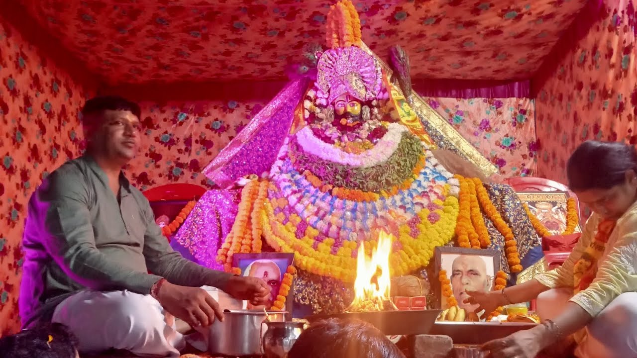 teri morchadi bdi pyari hai#khatushyam #bhajan - YouTube