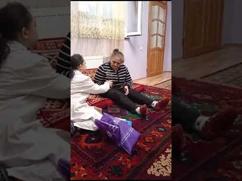 Nənə və nəvəsi Aylin | \