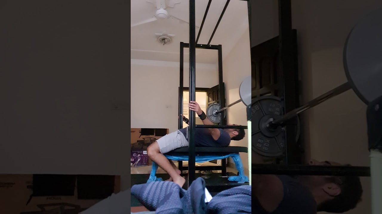 Workout 4 - bench press 115 lbs - YouTube