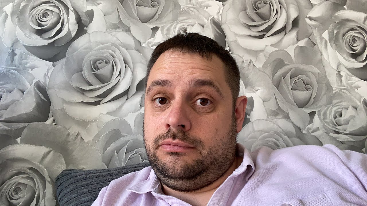 Steve’s family vlogs live! (25/03/20) - YouTube