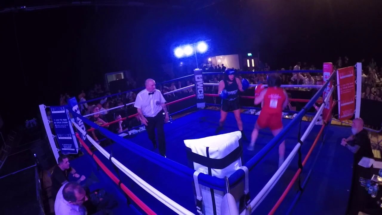 Ultra White Collar Boxing | Stevenage | Ring 1 | Little Miss Right Hook ...
