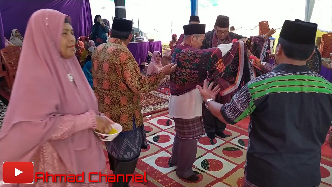 Bentuk persatuan adat tapsel di resepsi pernikahan siregar dan tambunan ...