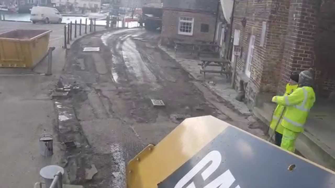 CORMAC Surfacing team relaying a new road in Padstow Cornwall - YouTube