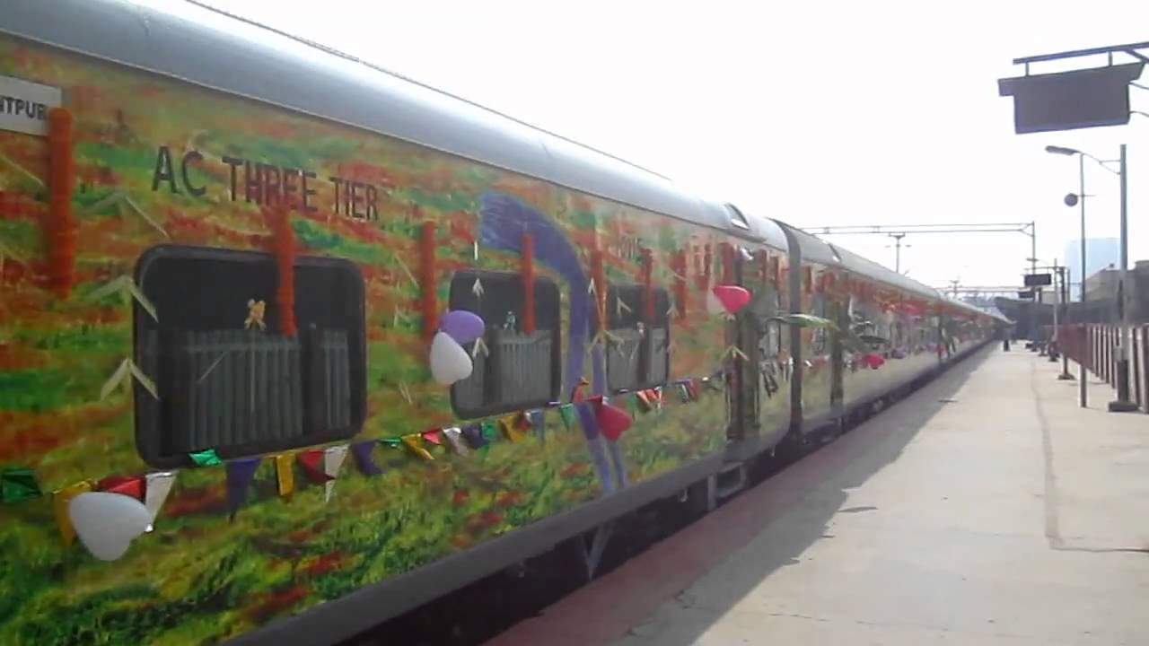 INAUGURAL RUN : YPR-DEE AC DURONTO EXPRESS led by WDM-3A !!! - YouTube